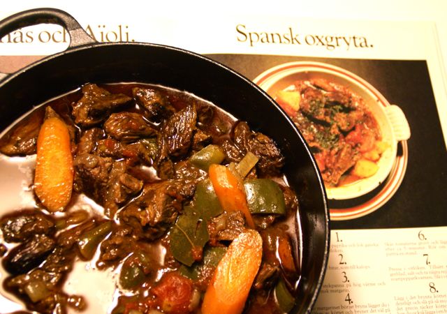 | Carl Butler: Spansk oxgrytaÖhmans Mat & Vin